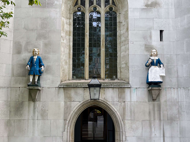 The Fascinating Story Behind London's Bluecoat Statues - Living London ...
