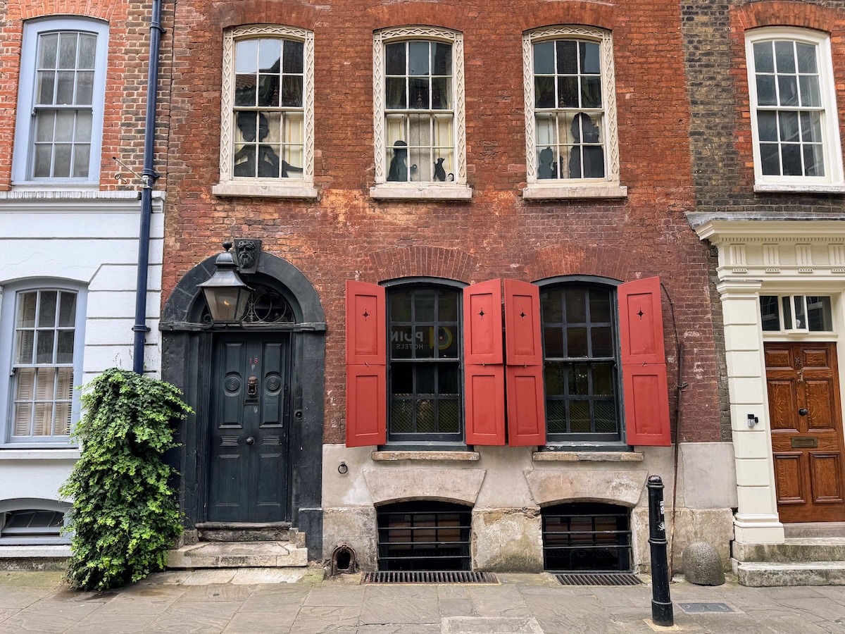 Unique And Curious: A Visit To Dennis Severs' House - Living London History